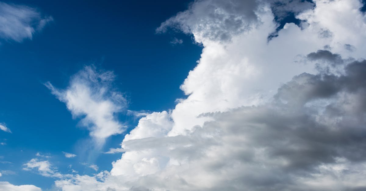 Celestial Nicknames: How to Identify a Lunar Lover Among Space Enthusiasts